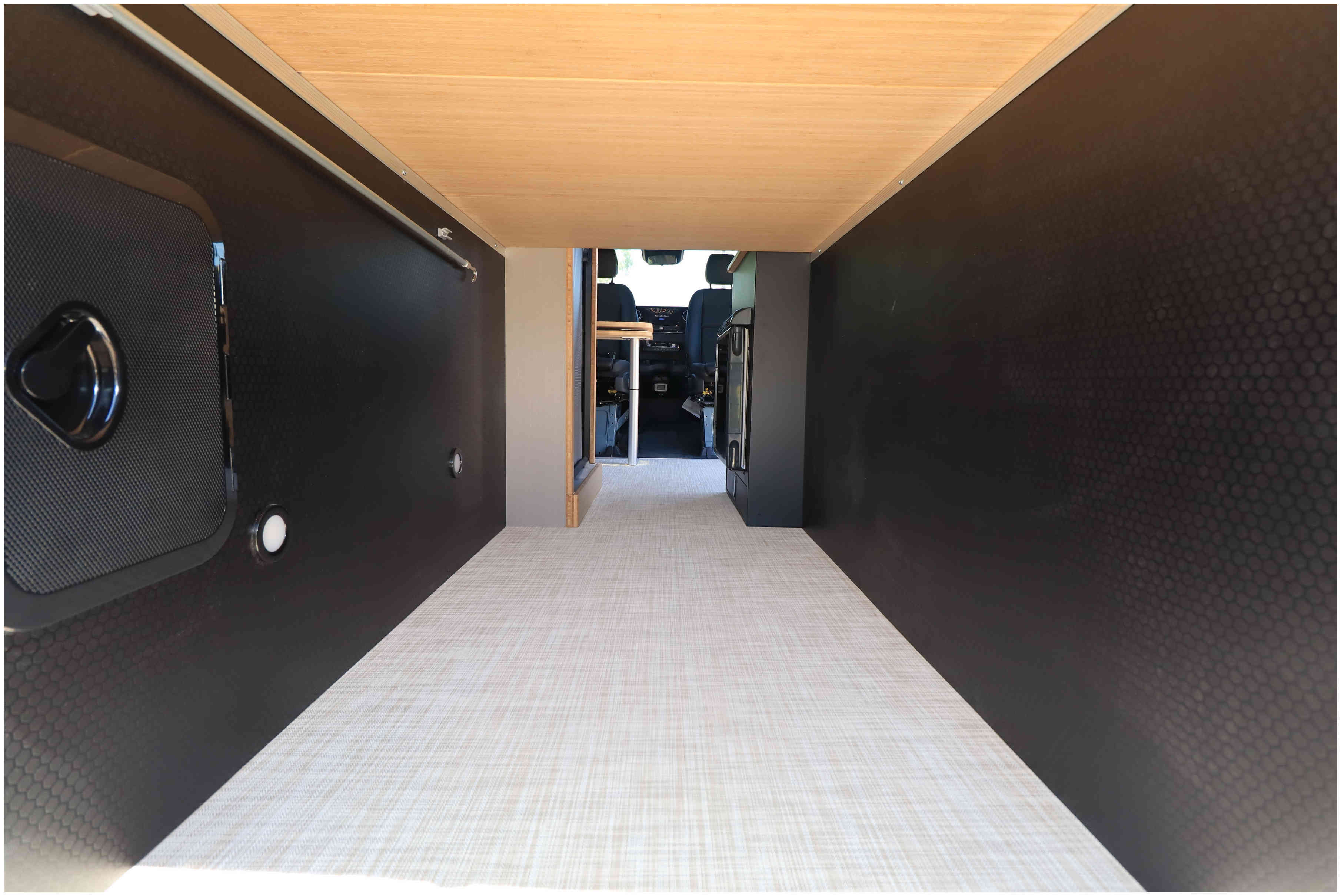 RV5 - Arctic Mirage - Vansatile