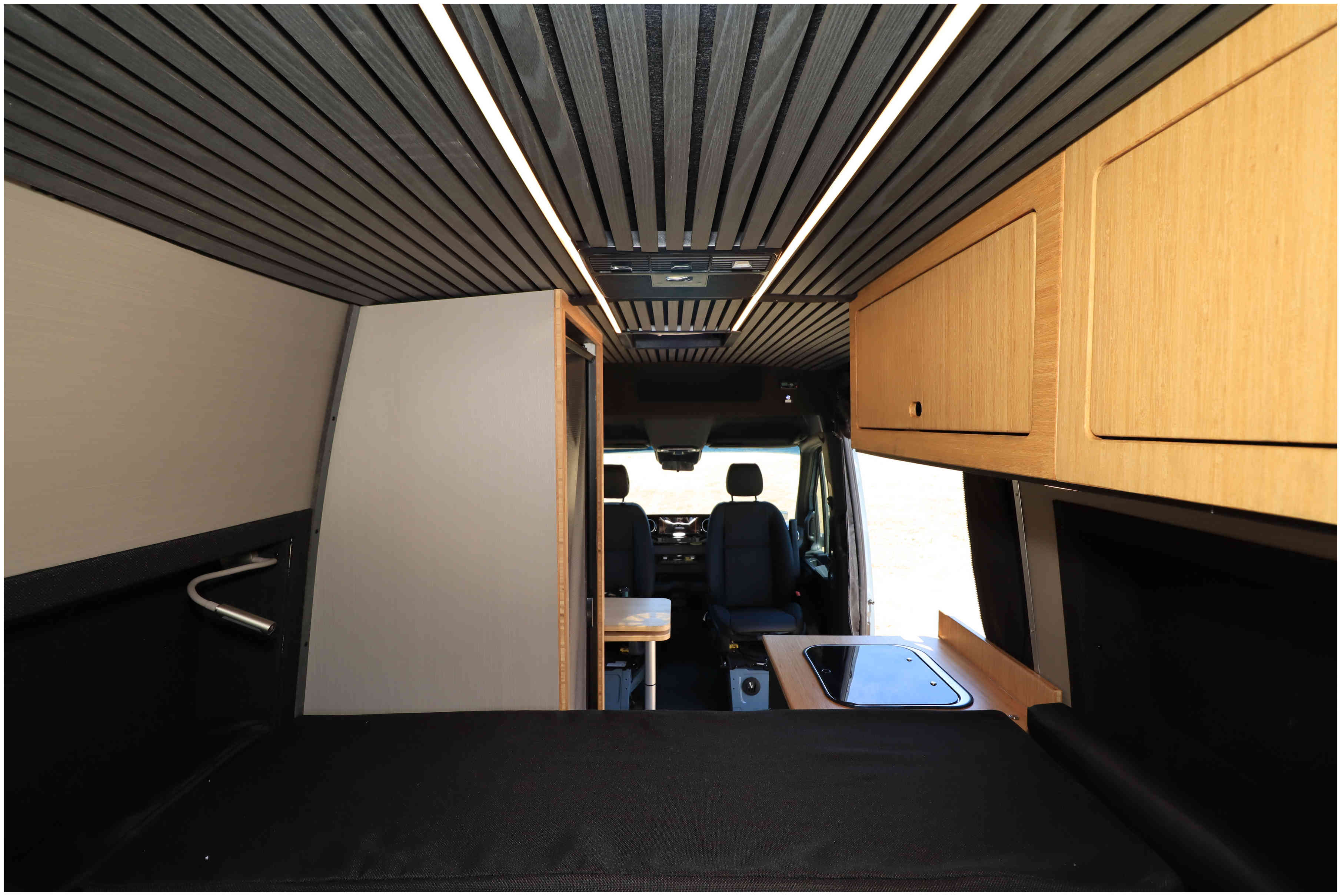 RV5 - Arctic Mirage - Vansatile